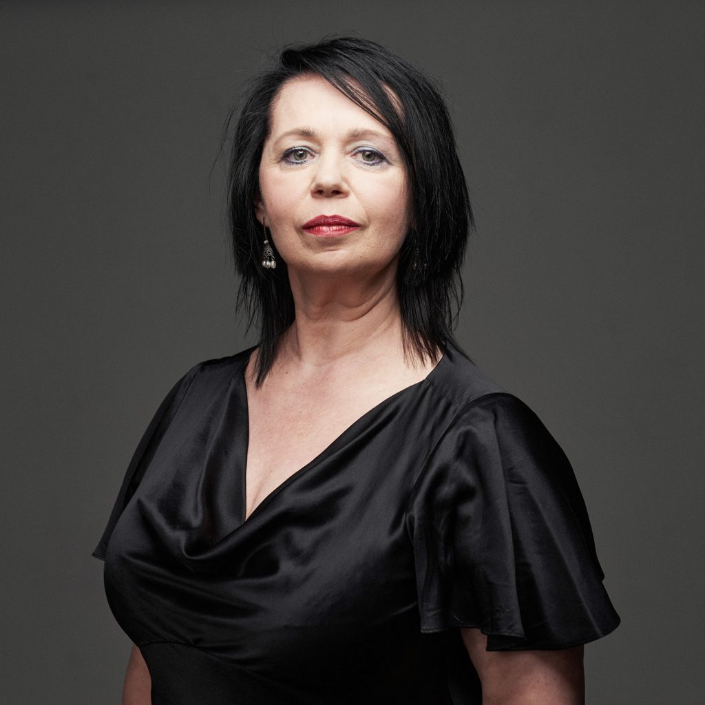 Elena Landa – agency of artists in exile